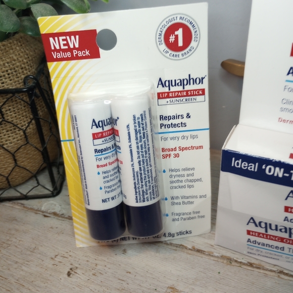 Aquaphor | Skincare | Aquaphor Healing Ointment 2 Pack Lip Repair Stick ...